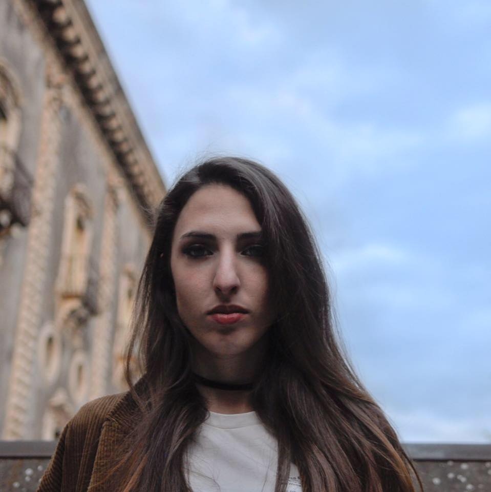 La bellezza dei particolari. Intervista a Sabeth